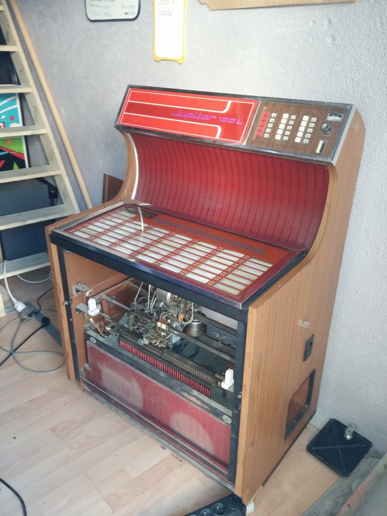 WIP Juke Box Jupiter – Le JR'S